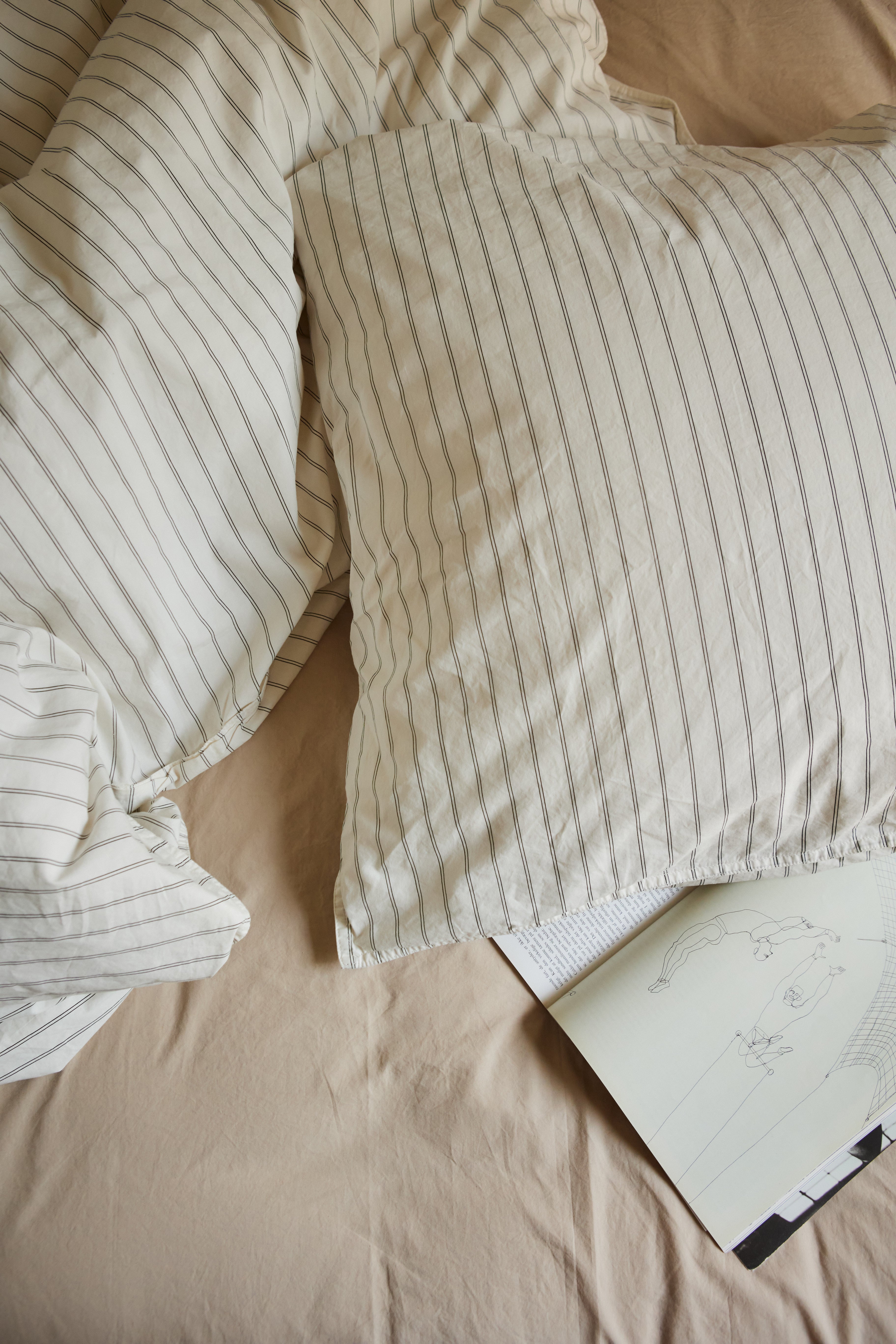 Swedish organic cotton bedding 150 X 210 cm – Studio Feder